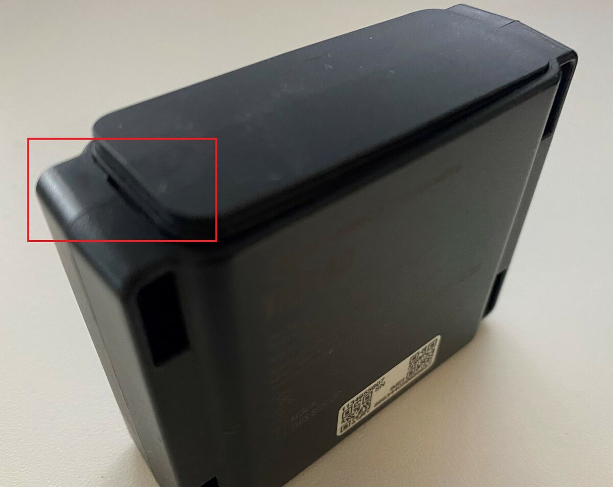 TAT141 Battery Replacement Instructions - Teltonika Telematics Wiki